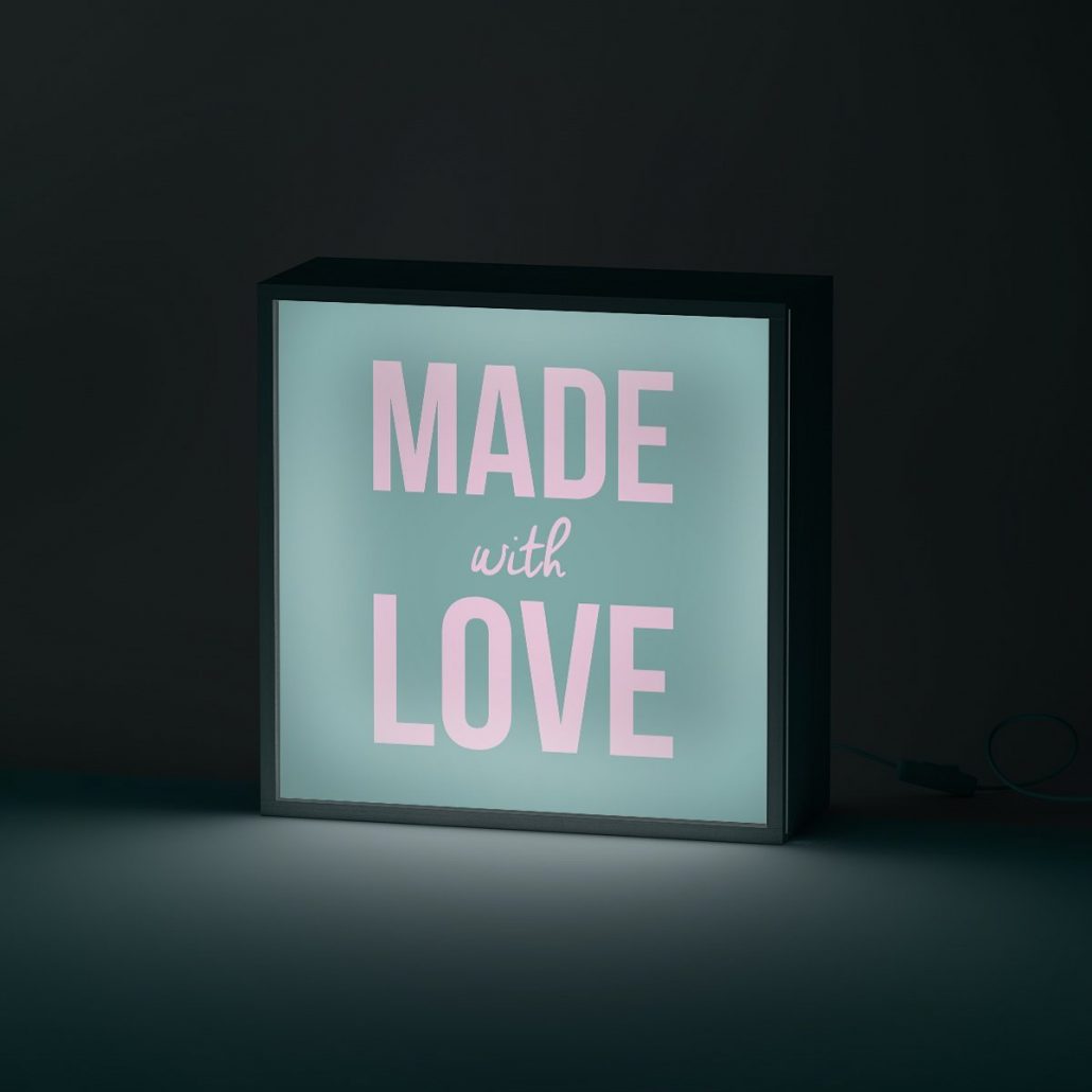 DIY light box : Fabriquer une boite lumineuse avec un message
